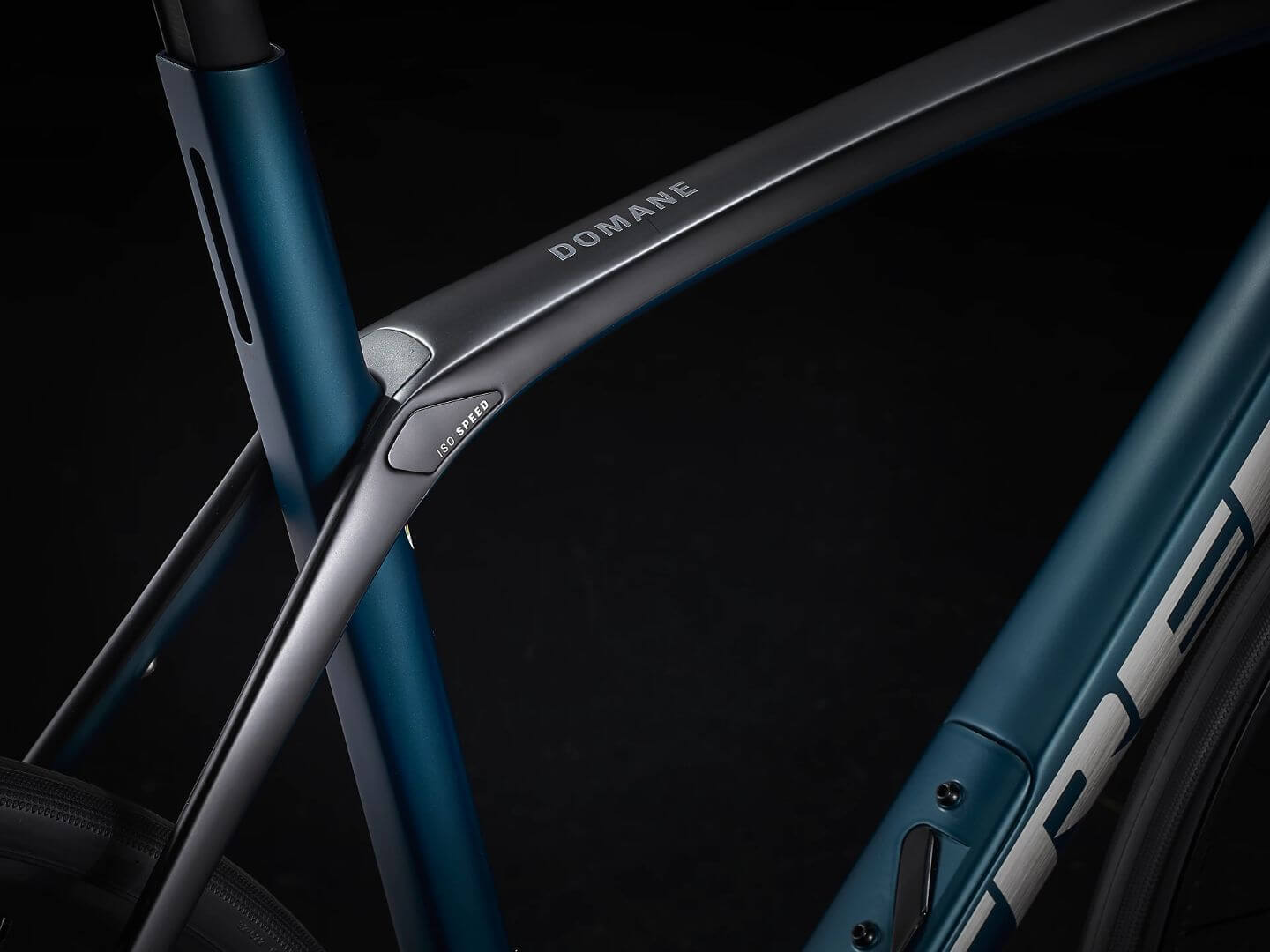 Trek Domane SL 6 Disc Gen 3 2022-23 | חנות אופניים - CTC Trek Domane SL 6 Disc Gen 3 2022-23 | חנות אופניים - CTC